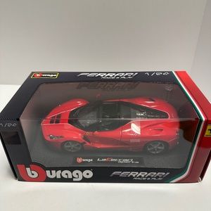 bburago | Toys | Ferrari Laferrari F7 Aperta Red 24 Diecast Model Car ...